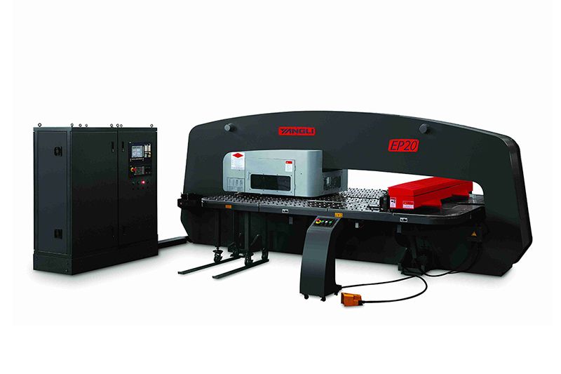 Troquelado Progresivo: cómo actúan los troqueles más complejos